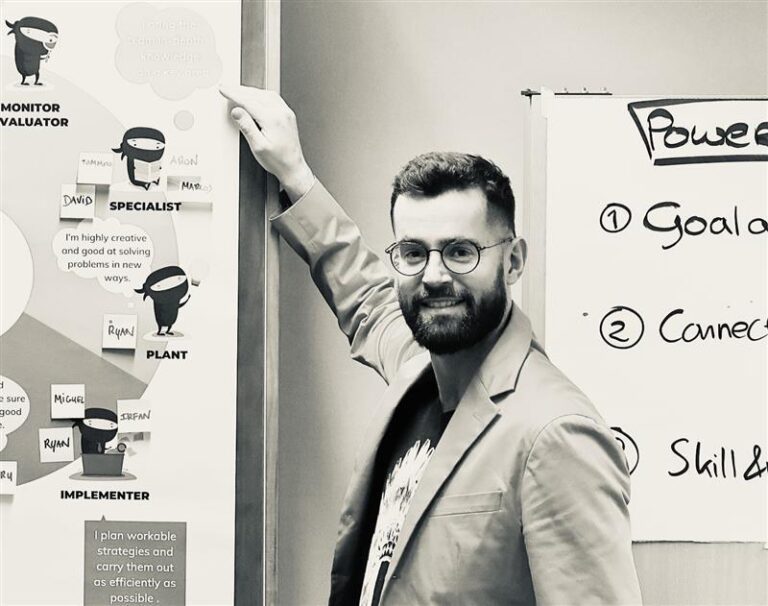 Abram Janse - Gladwell Academy